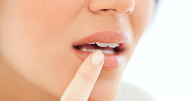 Taube Lippen - Symptome, Ursachen, Behandlungen - Dr.med.Julia.com